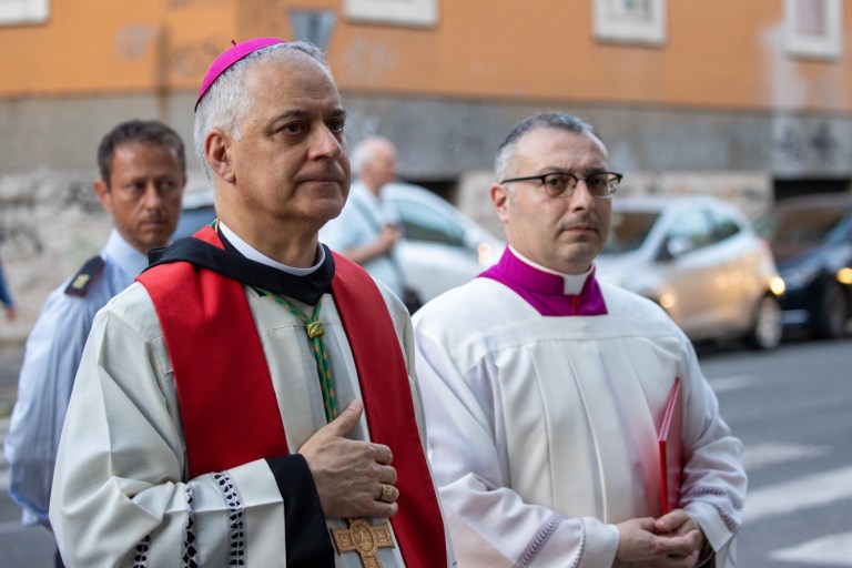 Historic Tradition: Holy Chains of St. Paul’s Solemn Procession – Crux ...